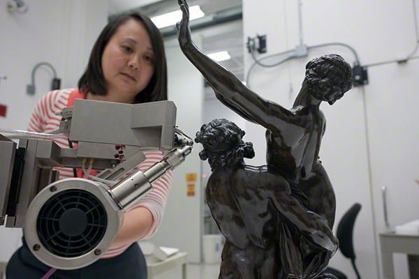 Boot Camp for Conservators Explores X-Ray Fluorescence Spectrometry ...