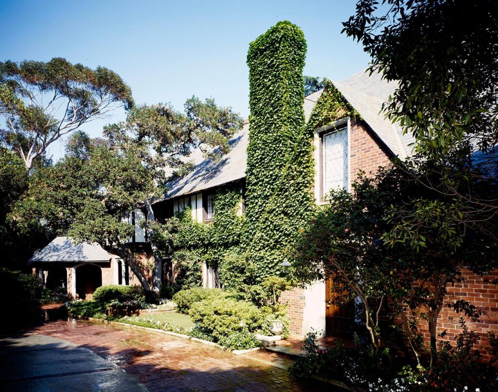 The Legacy of Paul Revere Williams | Getty Iris